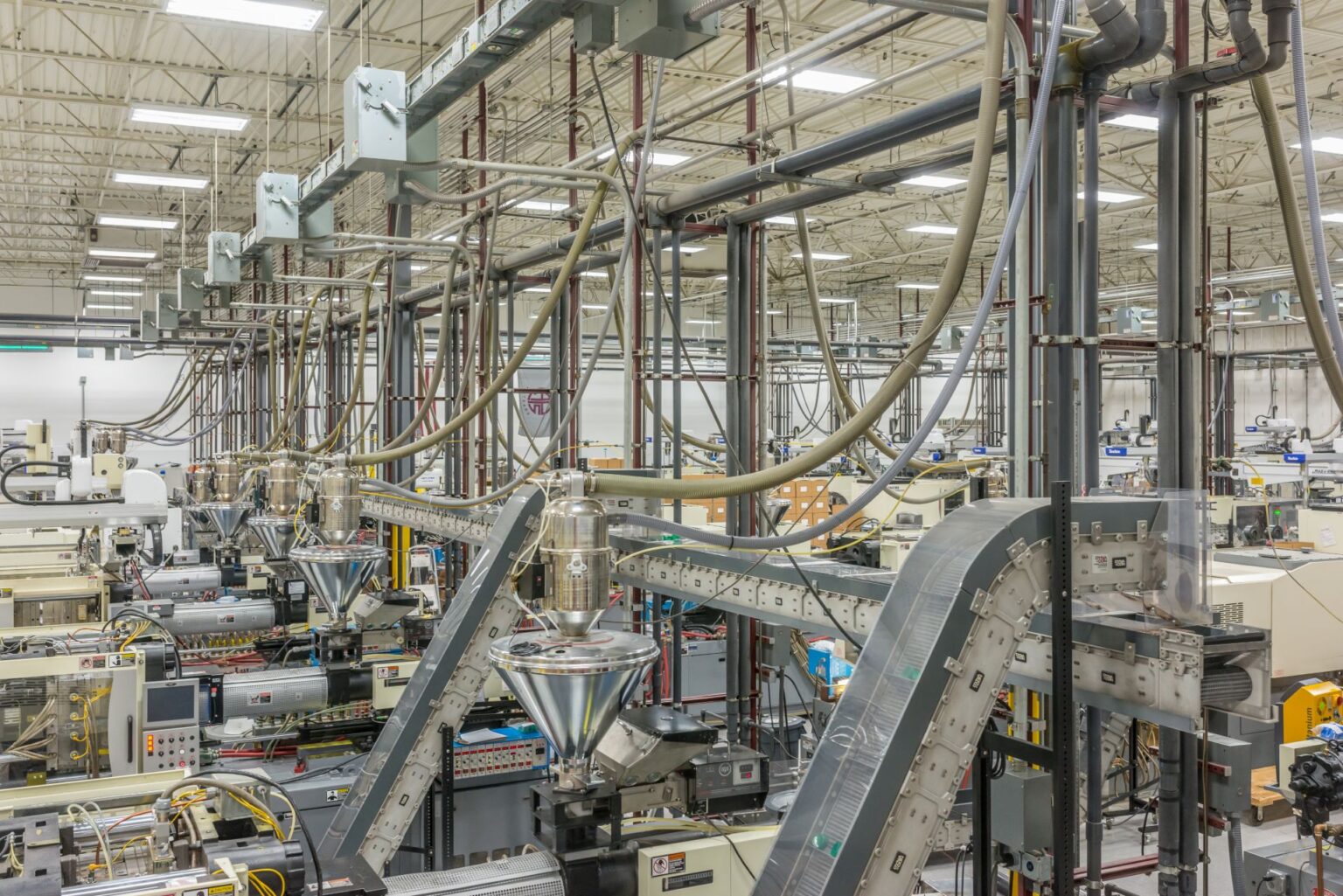 Engineered Conveyor Systems | Custom Conveying Solutions